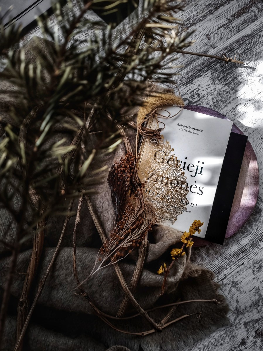 Hannah Kent – Gerieji žmonės – Knygų Gurmanė